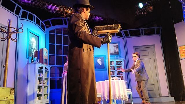 Мышьяк и кружева. 13.11.2022
Франкенштейн.
Ростислав Колпаков