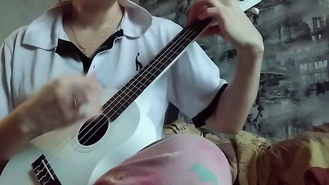 Укулелька. NCT 'Lips'. Две недели где-то
