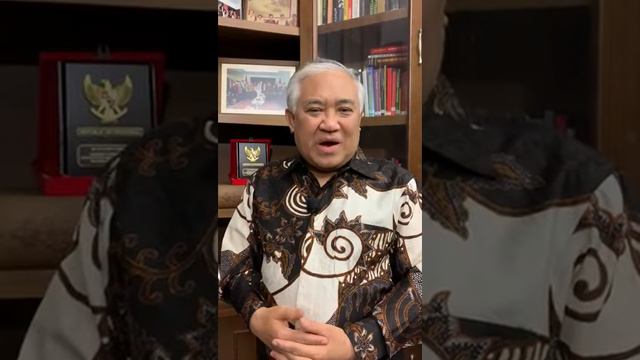 Поздравление Д.Шамсуддина по случаю 75-летия Победы в Великой Отечественной войне на индонезийск