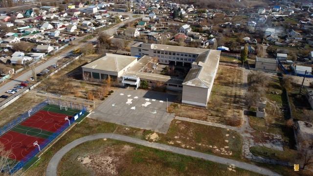 Суровикино сверху. Полет над школой №2. 2021 год.