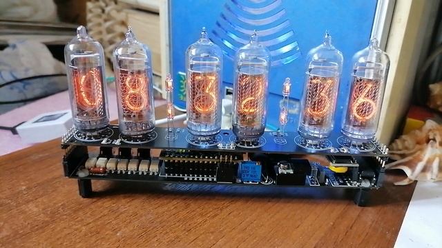 Часы на ИН-14, просто собрал на купленных платах