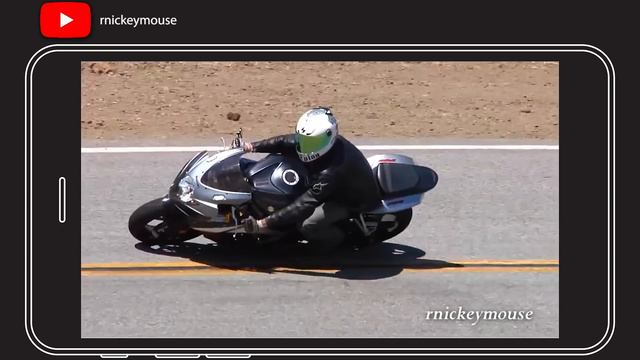 Угроза № 1 для безопасности мотоциклиста (на английском)