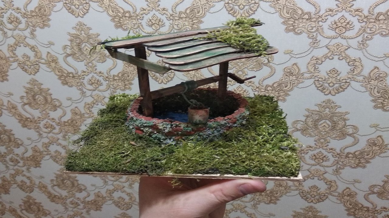 сделать модель колодца  как интерьер для дома.