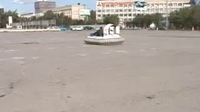Катер на воздушной подушке  СВП КВП выдержит троих.mp4