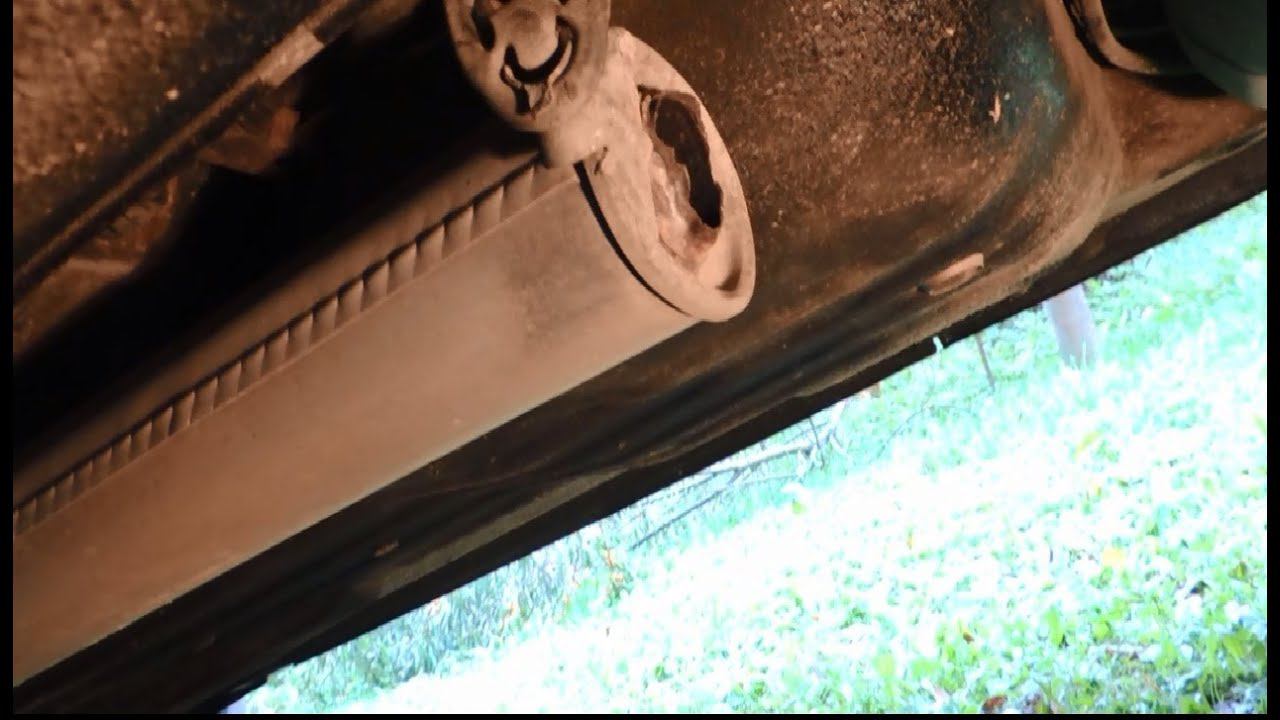 Оторвался резонатор ВАЗ 2115 починяю