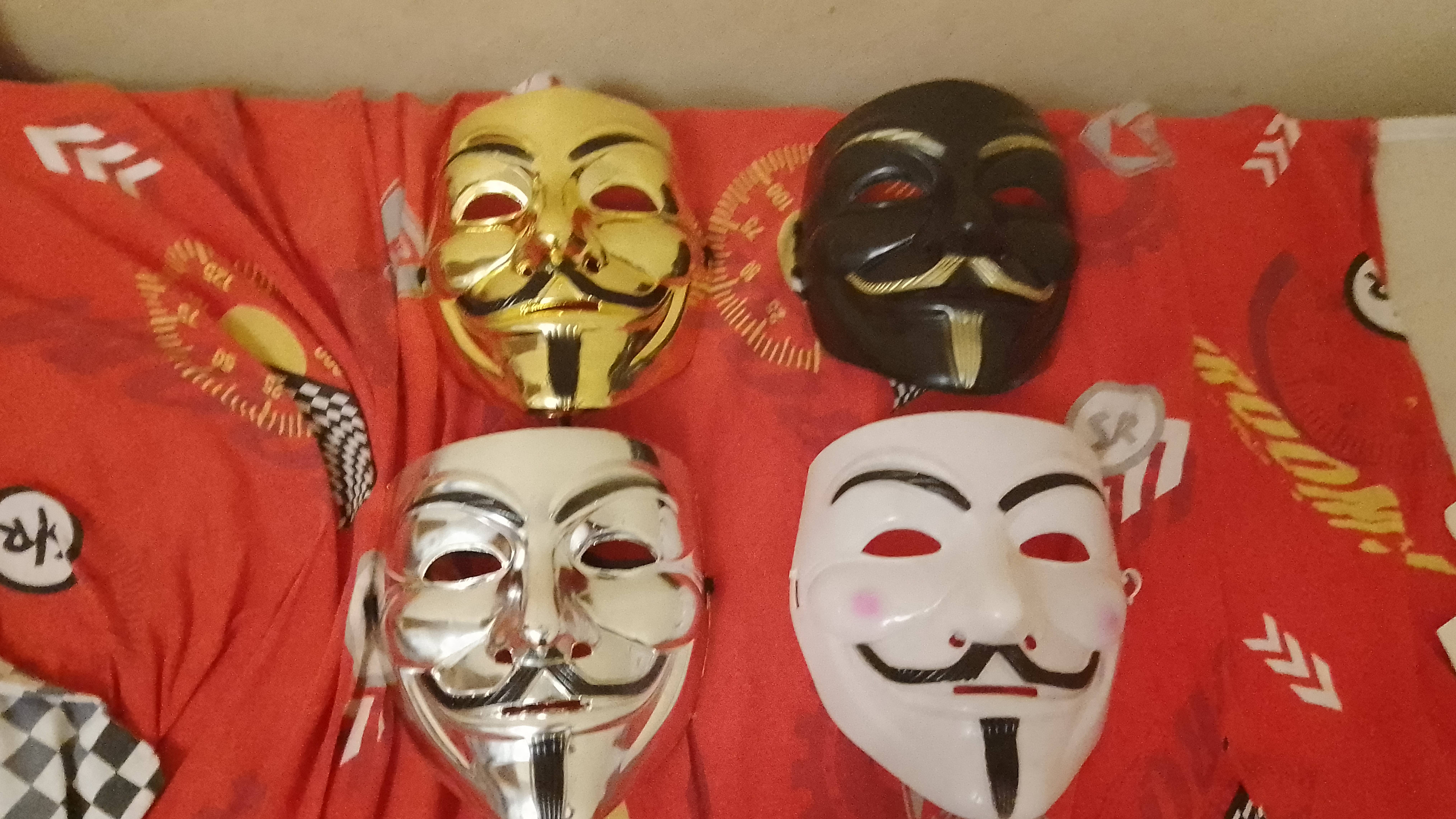 Распаковка масок анонимуса!