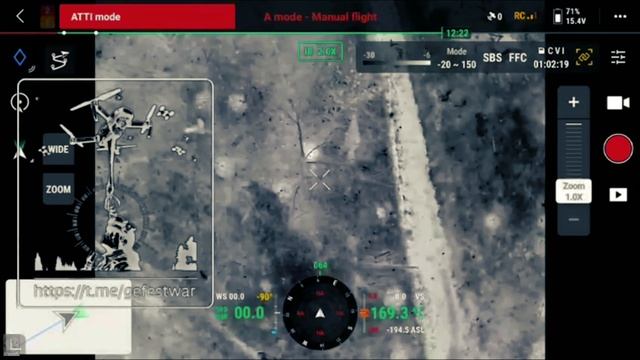 Оператор ударного дрона играет в догонялки с вражеским бойцом