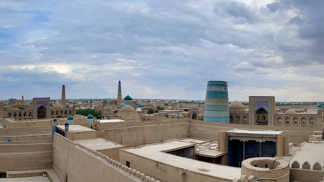 Хива – почувствуйте атмосферу древнего города