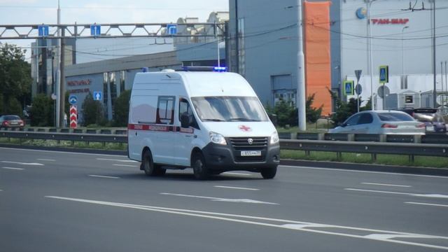 Газель Некст Скорая помощь с проблесковыми маяками