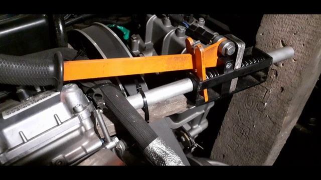 Меняем подушку двигателя снегохода с помощью механизма подъёмника для снегохода ПО-СНЕГУ.РУ