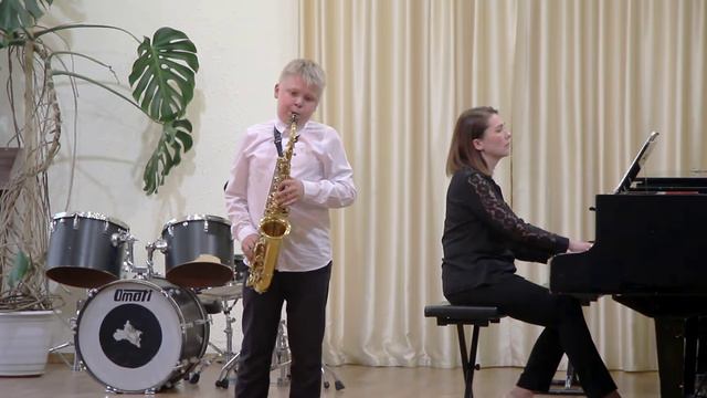 09_Что-то взгруснулось, исп. Федор Сабреков, конц. М. В. Буркова