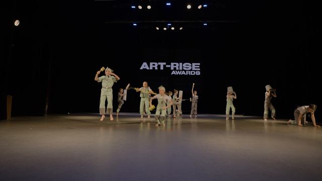 Хореографический коллектив Притяжение  8-9 лет  Савельева Надежда  Под ключ