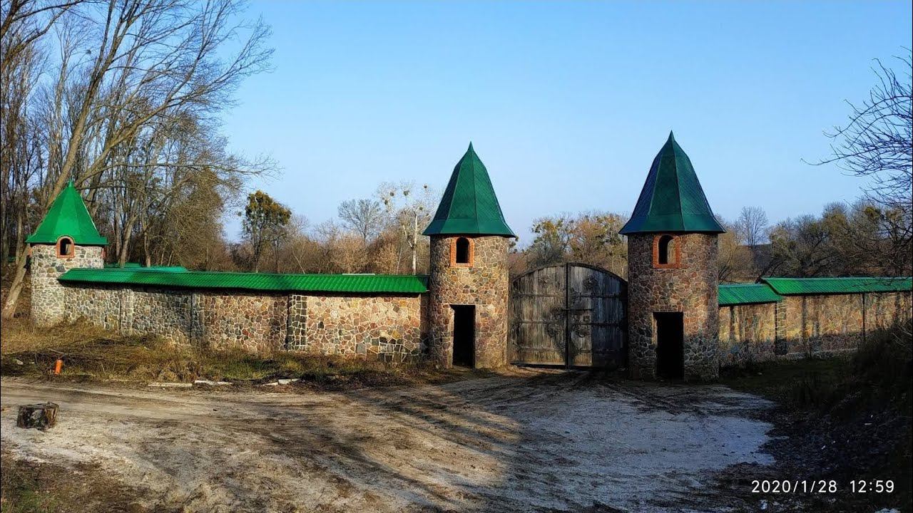 С высоты птичьего полета.Ризоположенческий мужской монастырь.Томашовка.1