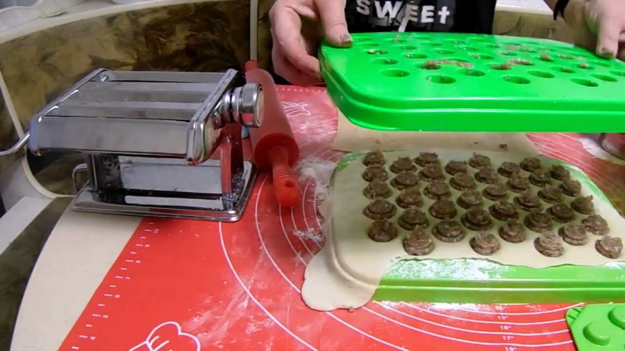 Сочные Мясные Пельмени из Свино - Говяжьего Фарша на Чудо Пельменнице, 40 штук за 1 раз .