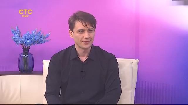Александр Крюков в студии программы Узнаваемые лица