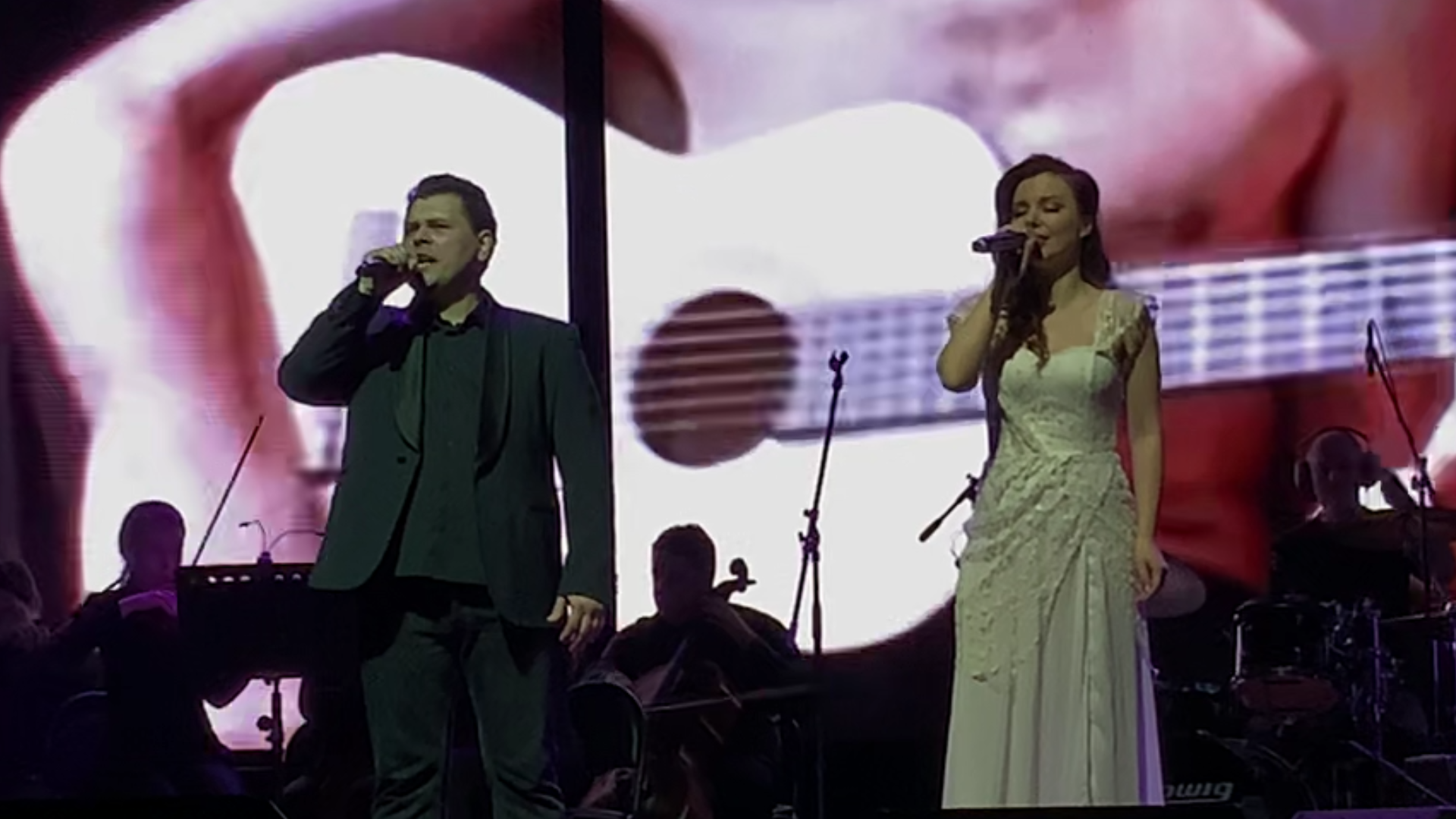 Любовь - Михаил Озеров, Елена Минина и все ,ну, почти все - КИНОХИТ в Градский Холл 4.03.2023