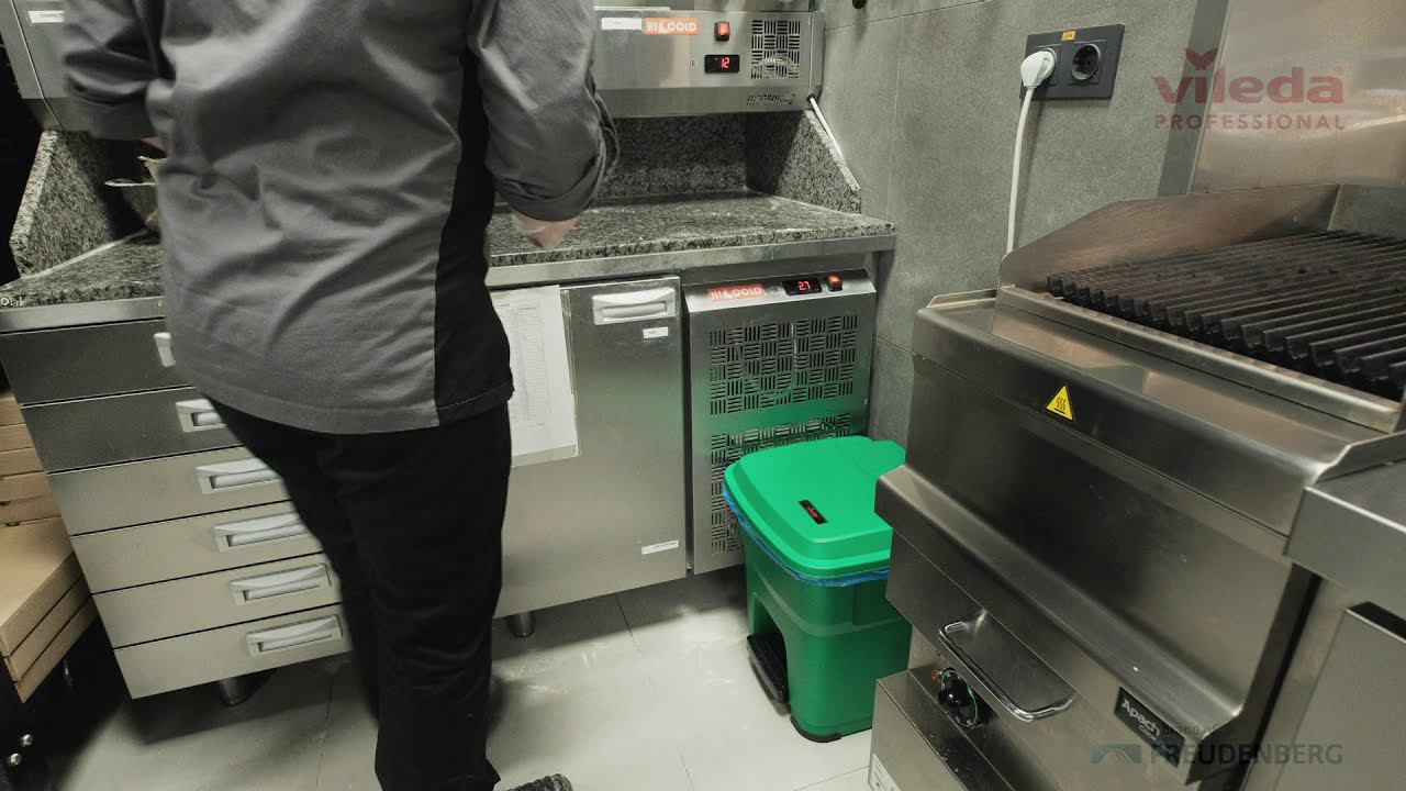 Как убирать кухню на АЗС