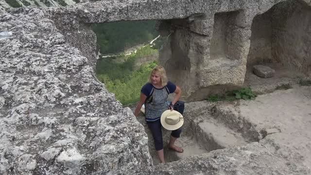 Крым. Фильм 7 Чуфут-Кале.mp4