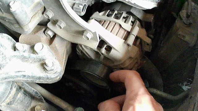 КИЯ РИО снятие генератора.