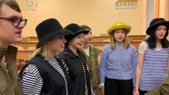 Ремейк сцен фильма "Республика  ШКИД".mp4