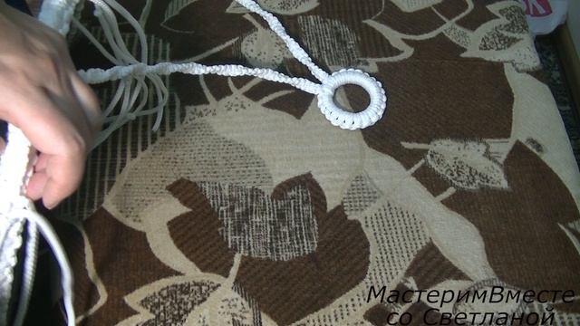 Плету зеркало на стену в стиле макраме своими руками.