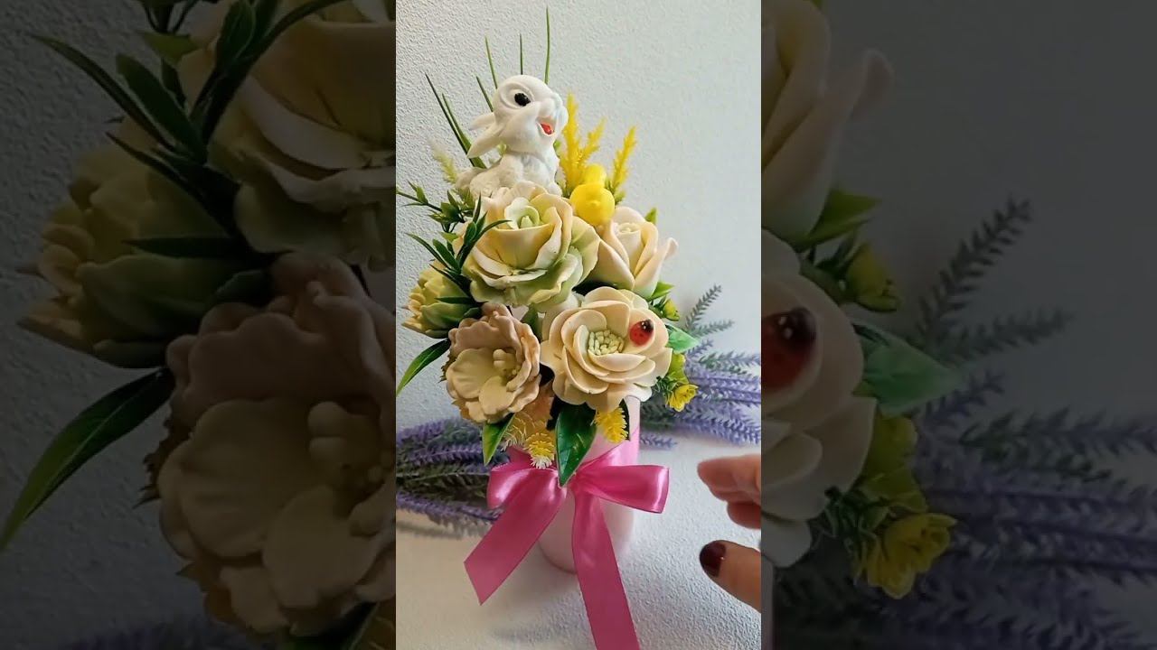 Мыльный букет в стакане.