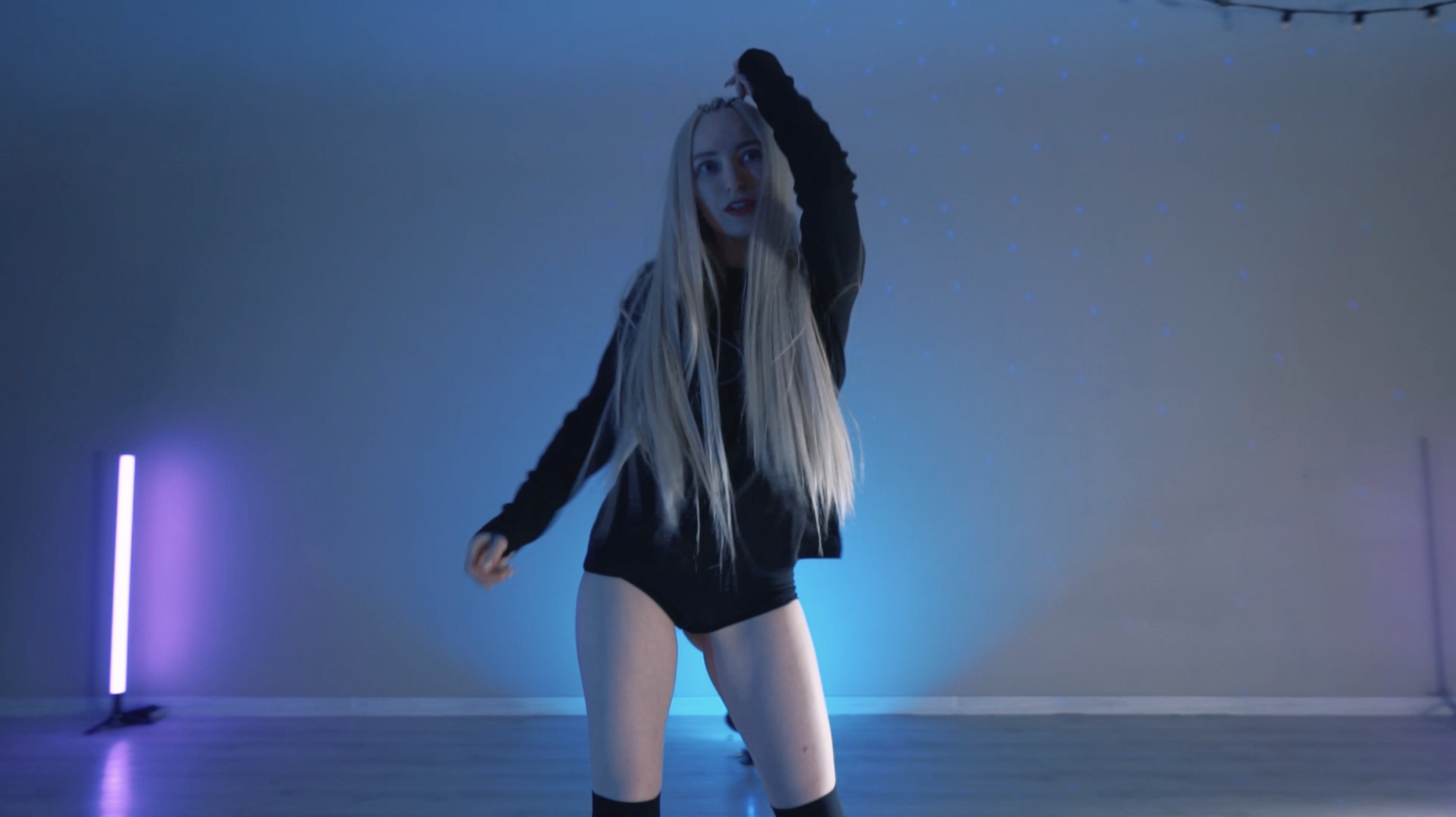 Танец "Время нас доводит"