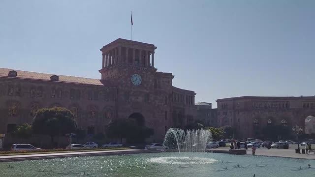 Армения. Площадь Республики и Вернисаж