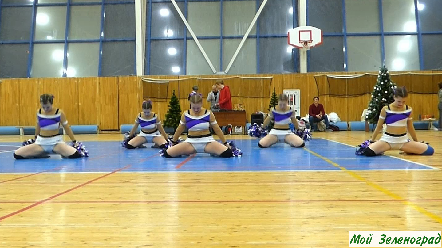 Команда по чир спорту LIGHT FLY - Work It