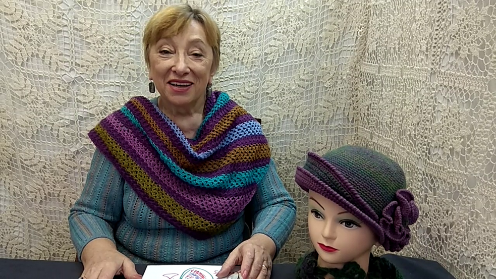 Шляпка "Вечерняя прогулка". Обзор.  Мастер-класс по вязанию крючком от О. С. Литвиной.