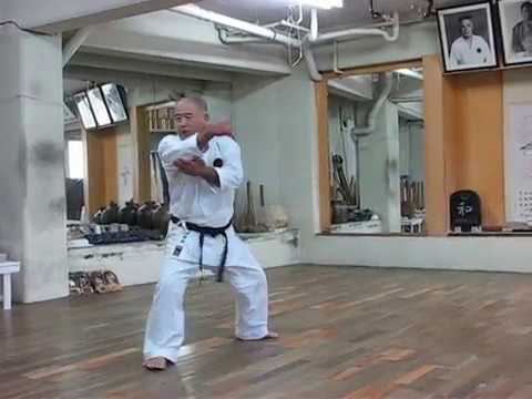 Годзю рю каратэ-до. Sensei Morio Higaonna, Kata Peichurin Jo. Suparinpei Jo