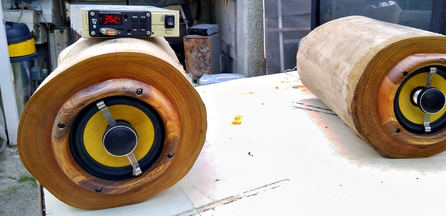 Усилитель класса D с преобразователем на 24 вольта и МП3 плеер в автомобиль.