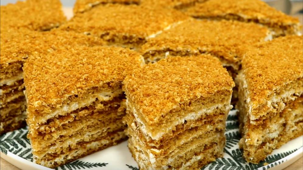 Простой медовик без раскатки коржей