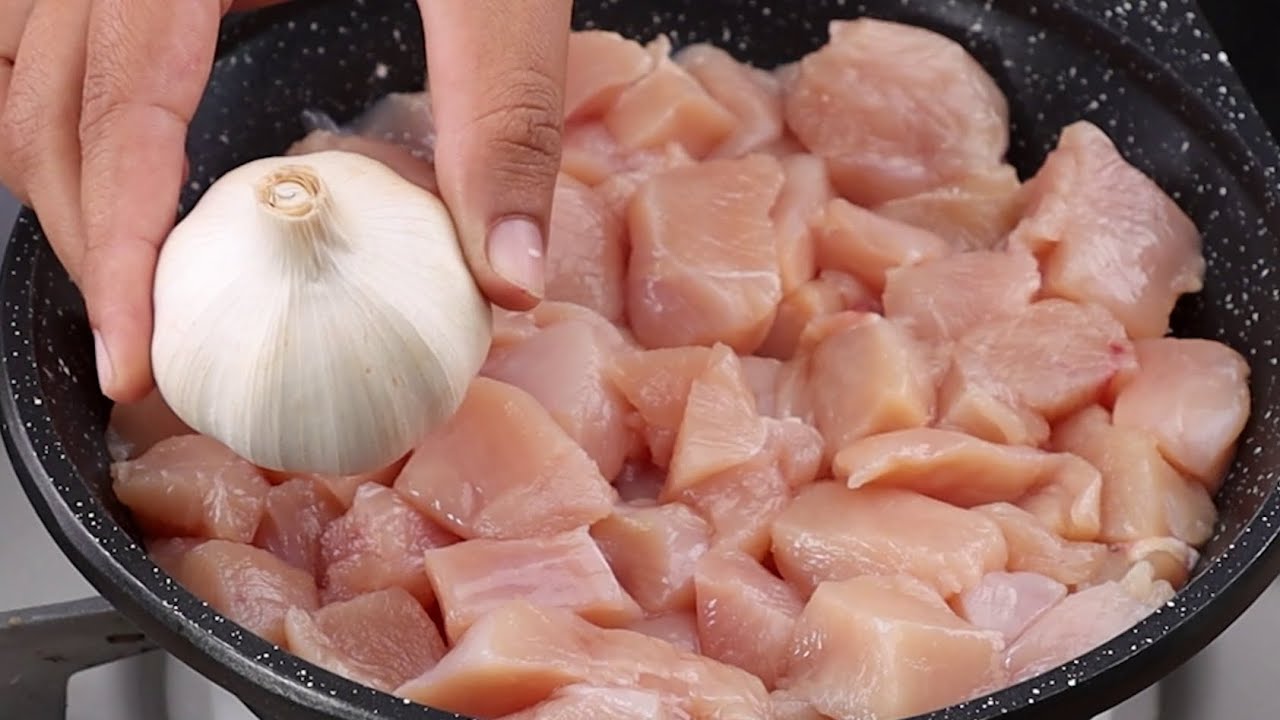 Куриная грудка с соевым соусом и чесноком