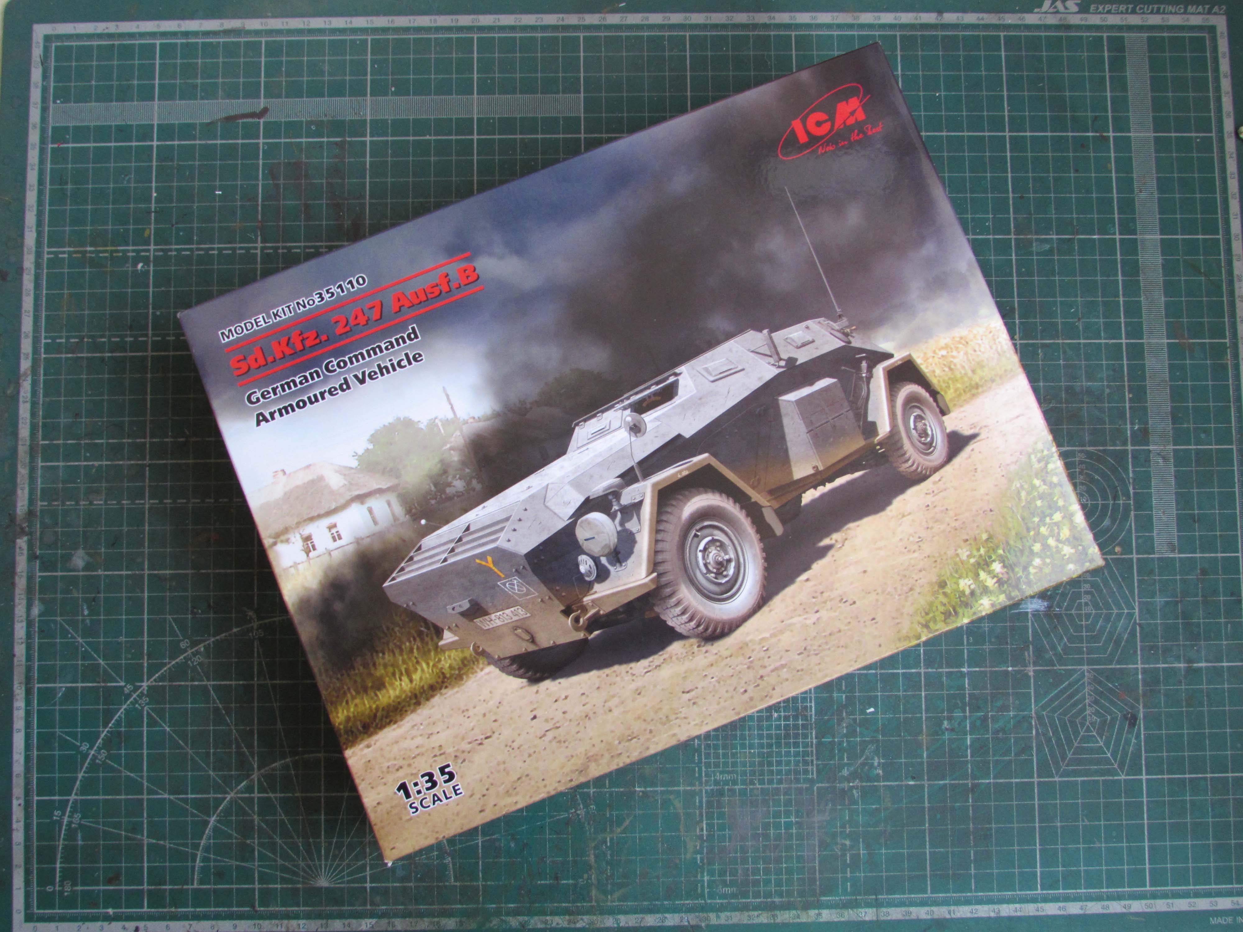 Немецкий штабной бронеавтомобиль Sd.Kfz 247 ausf. B (1/35)