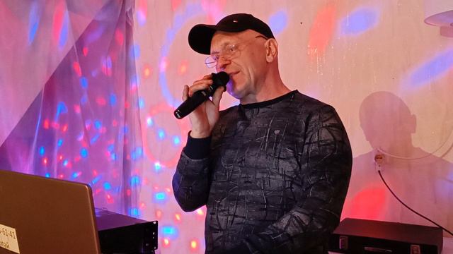 Демографию России нужно поднимать (авторская песня)