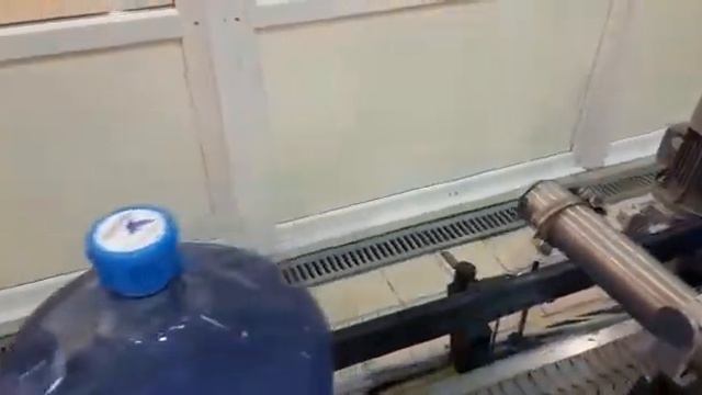 Маркировка на производстве бутилированной воды. Каплеструйный принтер EBS.