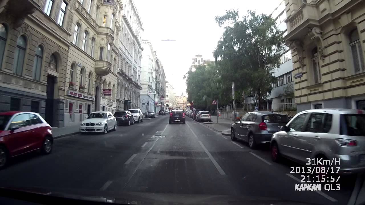 Дороги Австрии: Вена (Wien). навигатор ведет на нарушения правил.