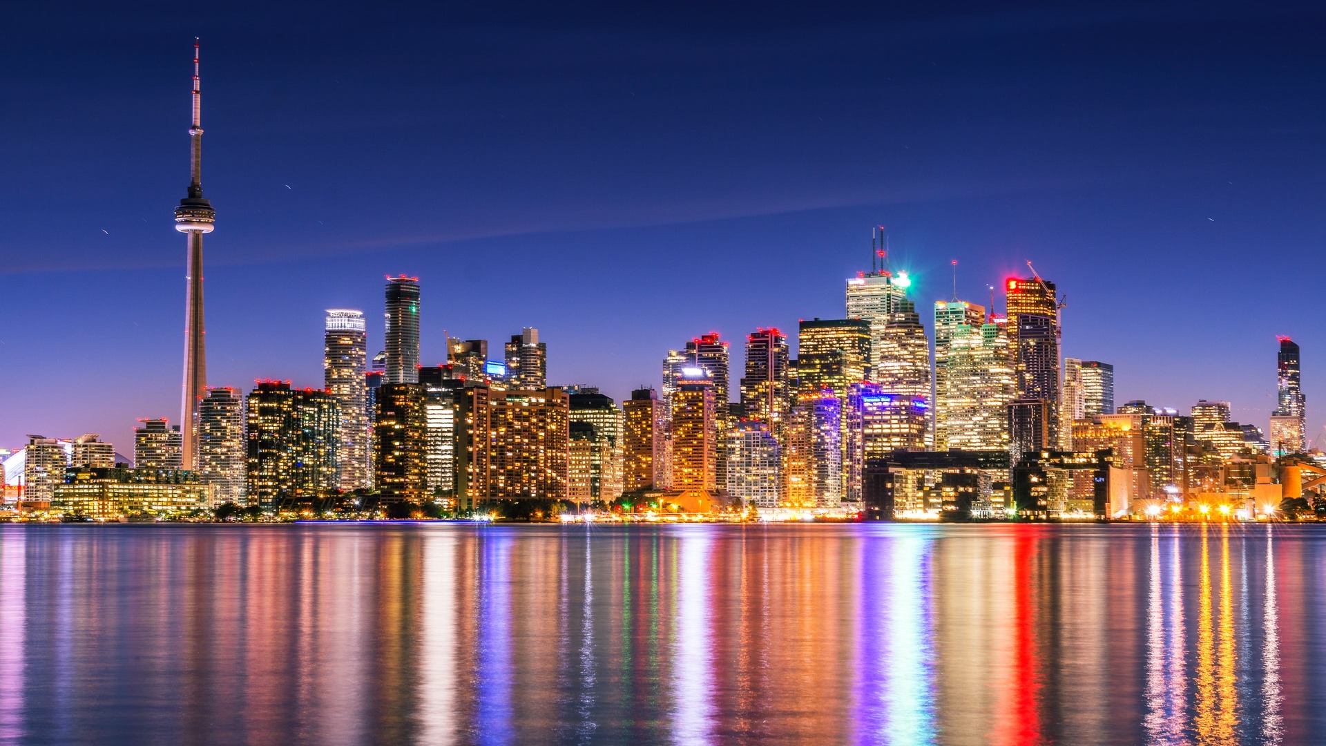 Расслабляющая музыка, красивый ночной город с высоты птичьего полета. Музыка для души.