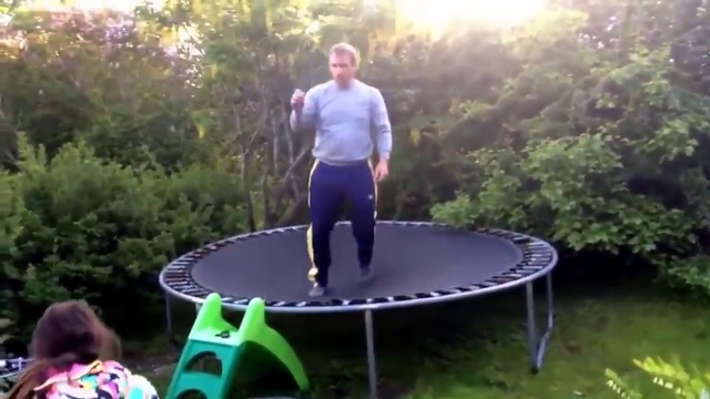 Как надо батутить!