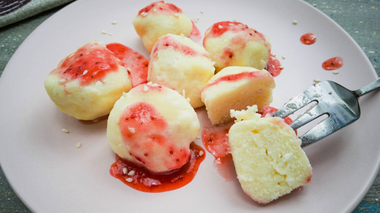 🥟 ПП ленивые вареники из творога с рисовой мукой — видео рецепт