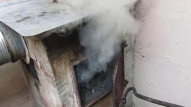 Коптилка своими руками для рыбы, сала, с регулировкой дыма. Smoked fish, bacon [vXnTgjfCIdQ].mp4