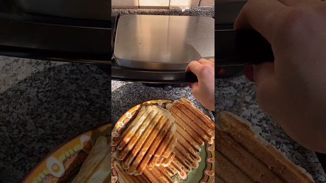 Гриша и вафли 2020