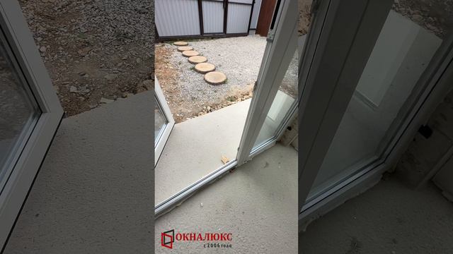 Остеклили нашим клиентам тамбур перед входной дверью в дом в Севастополе. ОКНАЛЮКС Севастополь