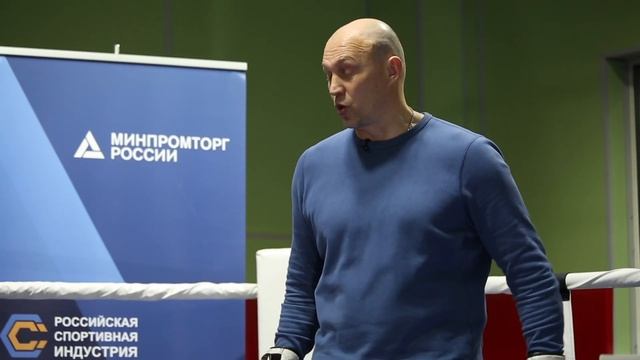 Бокс. Уход от атаки у канатов от Александра Золкина