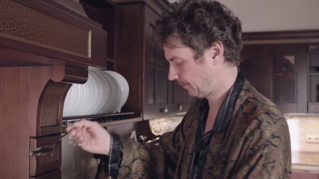 Country в сериале Крылья.mp4