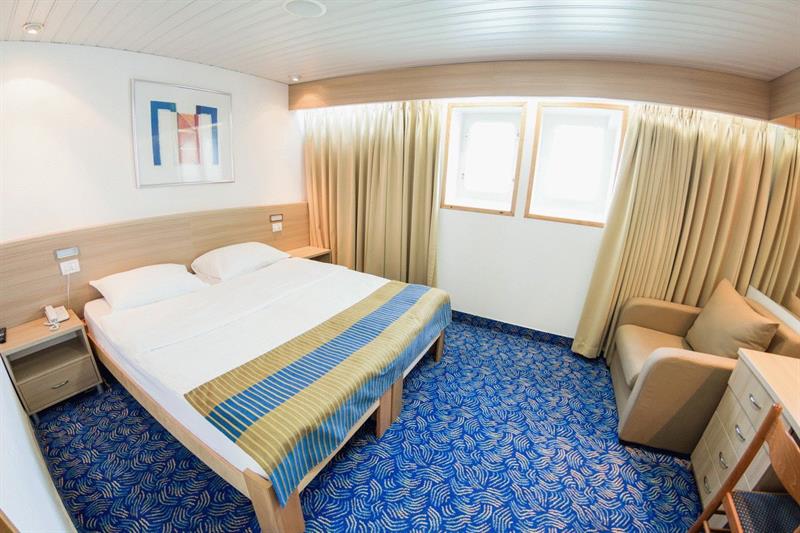 GrekovTV - #Обзор #каюты на #лайнере #князьвладимир и #один #день #развлечений на #лайнере