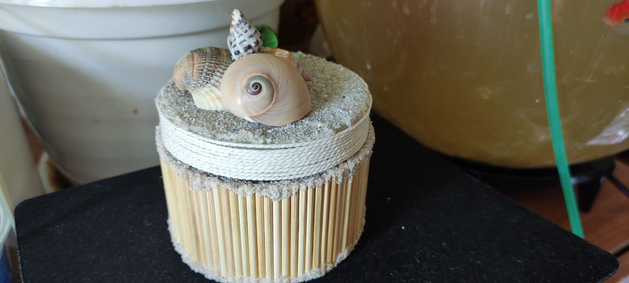 Вторая жизнь старой баночки