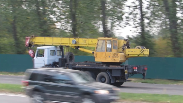 МАЗ 6303 автокран