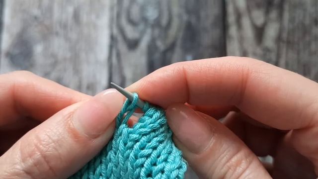 Петли под пуговицы на вязаном полотне. Вертикальная петля под пуговицу на полой резинке.